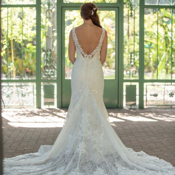 Allure Bridals | Dresses | Allure Design L45 New Unaltered Wedding Gown ...
